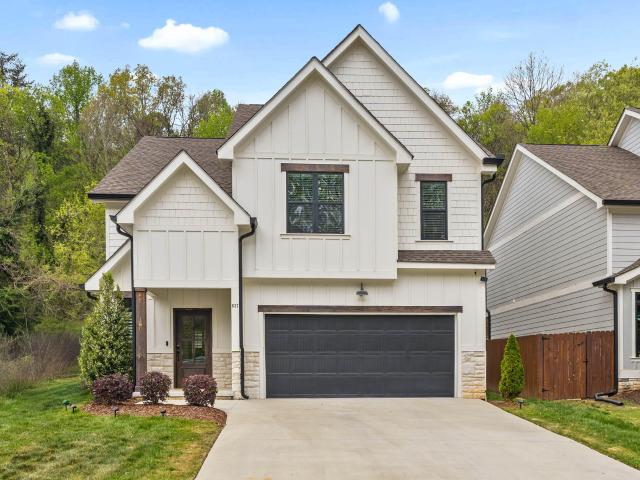 637 Lullwater Road