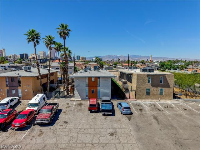 637 N 11th Street