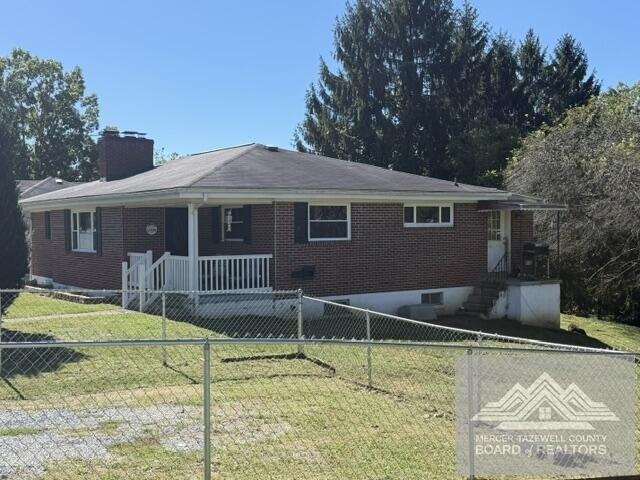 637 N Wickham Ave, Princeton, WV 24740