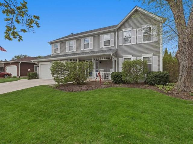 637 N Lyle Ave, Elgin, IL 60123