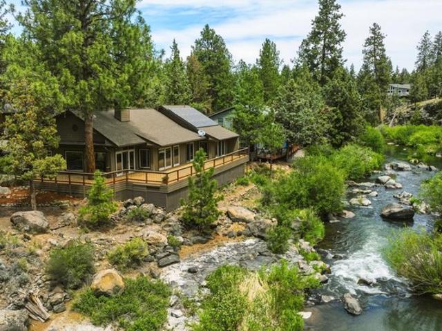 637 NW Silver Buckle Rd, Bend, OR 97703