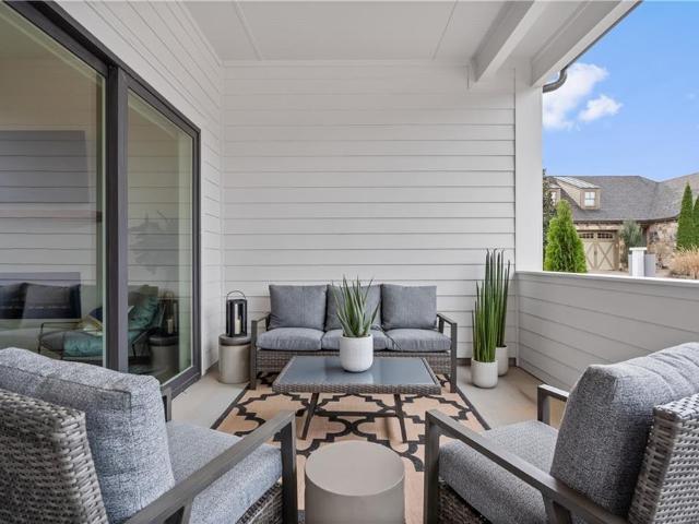 637 Stickley Oak Way