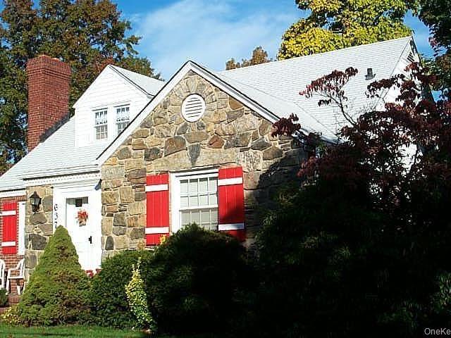 637 Stratford Road