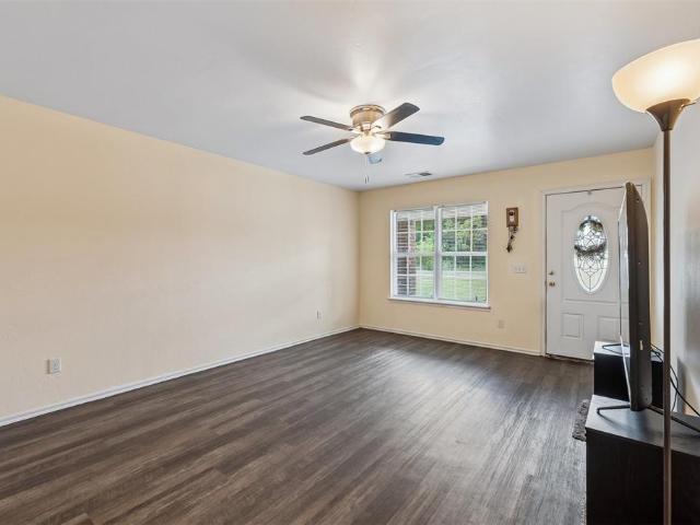 637 SW 11th Street