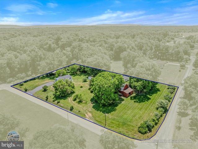 637 Persimmon Ln, Shepherdstown, WV 25443