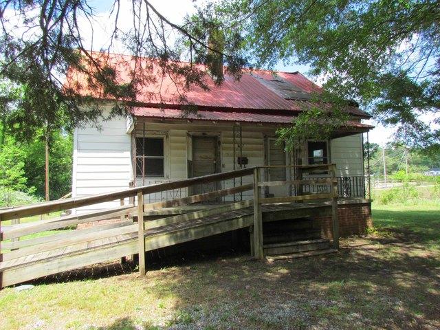 637 Railroad St, Pickens, SC 29671