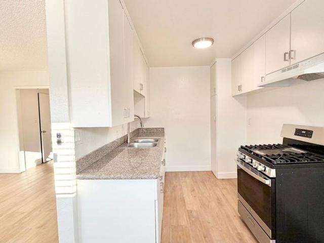 637 W. 79th 2 Bedroom Apartment for Rent at 637 W 79th St, Los Angeles, CA 90044