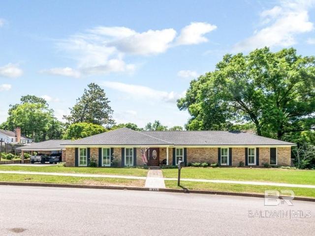 637 W Tudor Ln, Mobile, AL 36608