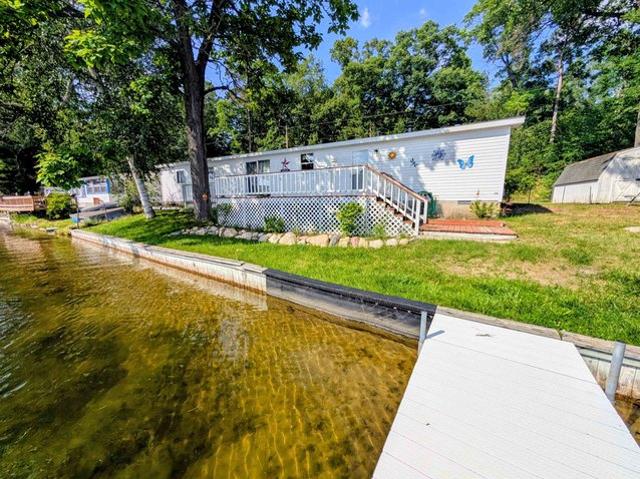 637 W Park, Lake, MI 48632