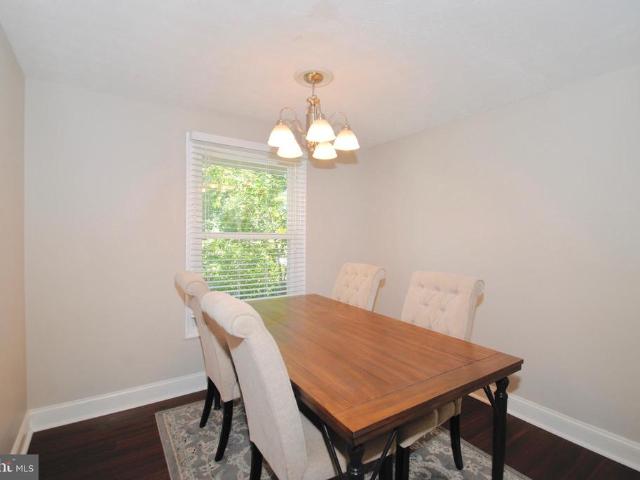637 Whittier Parkway