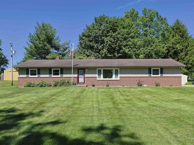 6384 N 900 Rd E, New Carlisle, IN 46552