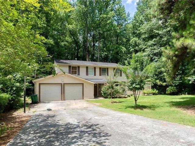 6384 Boyett Dr, Norcross, GA 30093