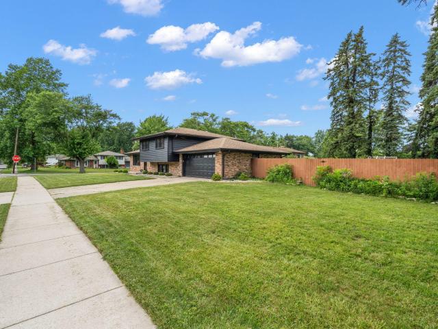 6384 Fallen Timbers Avenue