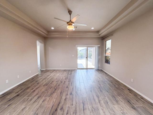 6384 Red Falcon Drive NE