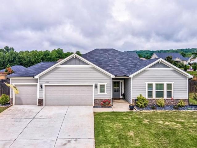 6385 Arlington Cir, Cumming, GA 30041