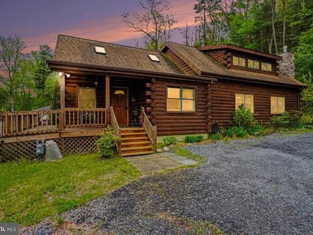 6386 Chambersburg Rd, Fayetteville, PA 17222