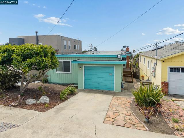 6386 Claremont Ave