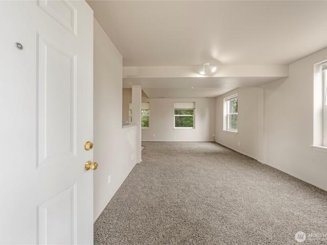 6387 NW Aileron Court