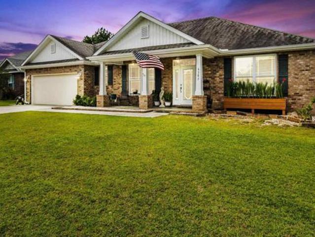 6387 Cattle Dr, Pensacola, FL 32526