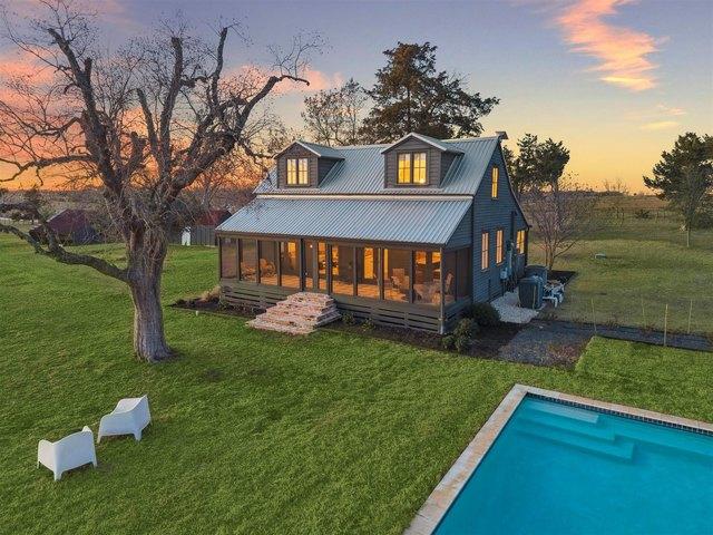 6389 Miller Rd, New Ulm, TX 78950
