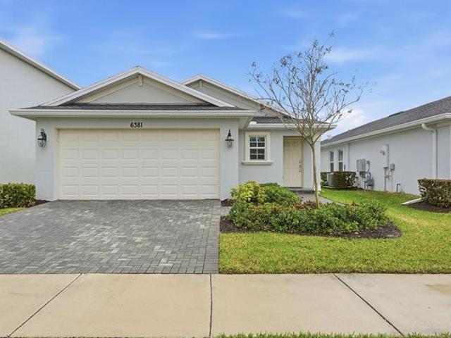 6381 NW Leafmore Ln, Port Saint Lucie, FL 34987