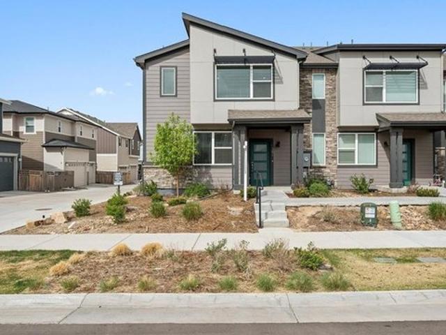 6381 N Malaya St, Aurora, CO 80019