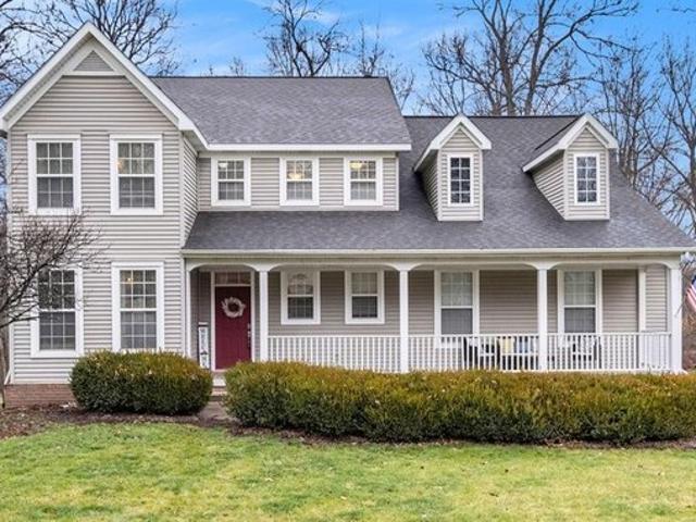 6382 Acorn Way, Fenton, MI 48451