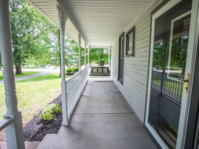 6382 W LAKE Road