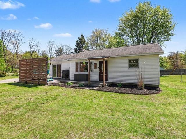 6383 Cline Rd, Fruitport, MI 49415