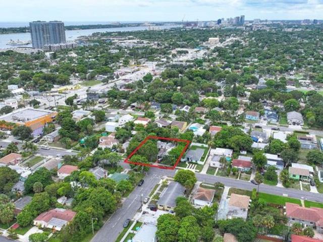 638 50th St, West Palm Beach, FL 33407