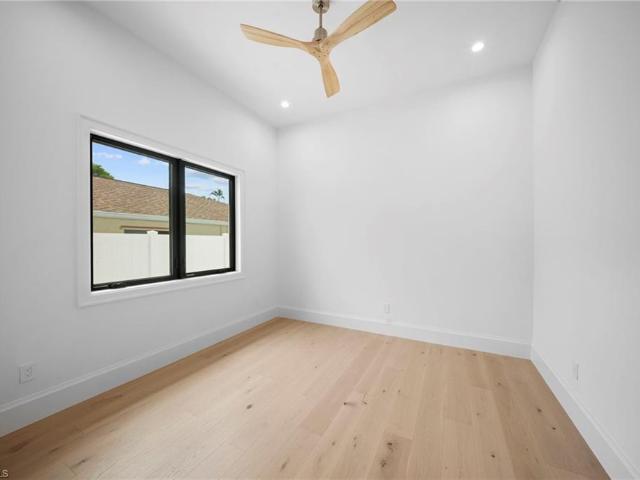 638 93rd Ave N, Naples, FL 34108 | MLS #225070