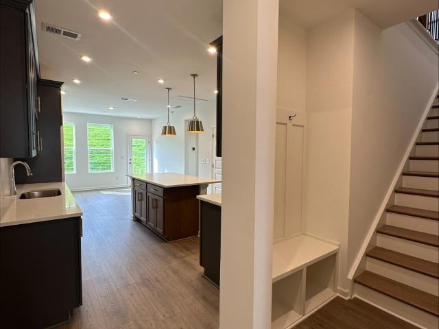 638 Club View Way