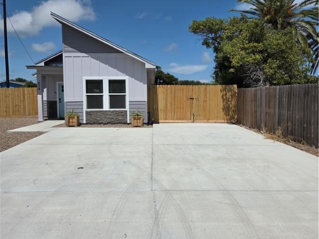 638 Claride Street