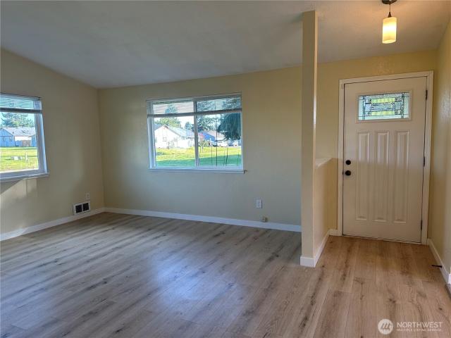 638 Bavarian Lane SE