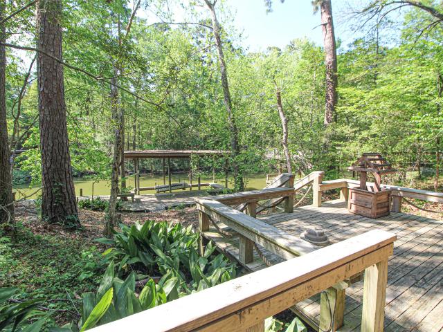 638 Big Lake Dr