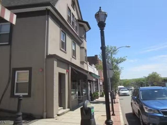 638 Bloomfield Ave, Unit 2, Verona, NJ 07044 MLS #3969638