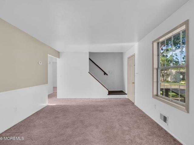 638 Demont Street