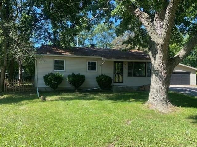 638 E Columbine Dr, Beloit, WI 53511