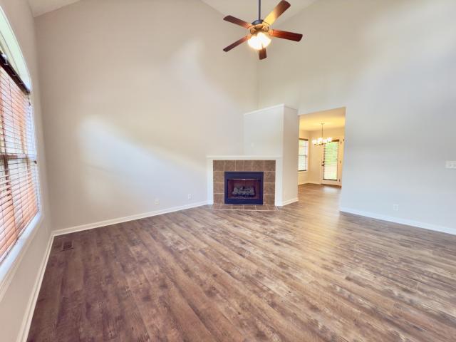 638 Hidden Valley Dr