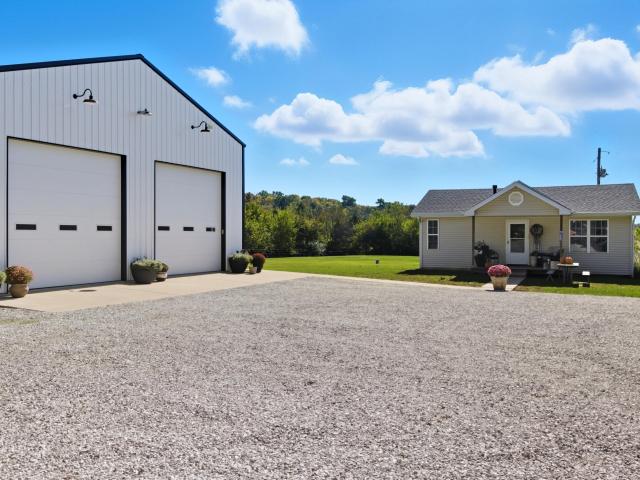 638 N Dade 181