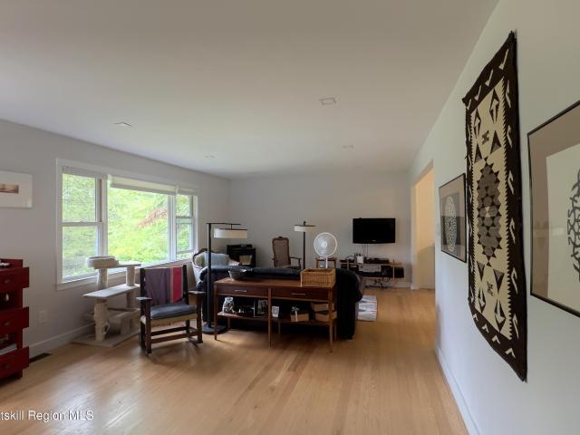 638 Sleepy Hollow Road