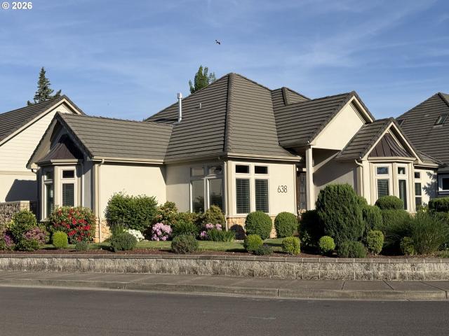 638 st andrews loop