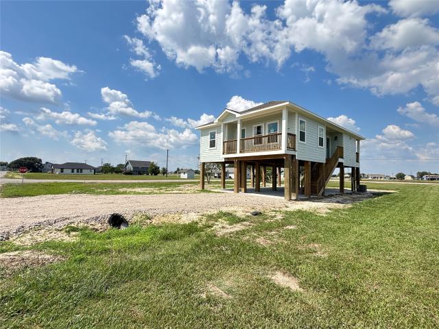 638 Swallow Drive