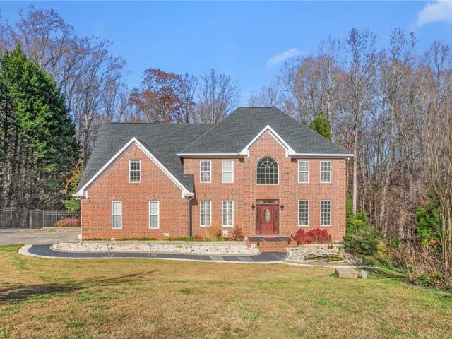 6396 E Belgrave Ter, Summerfield, NC 27358 | MLS #1203 | Compass