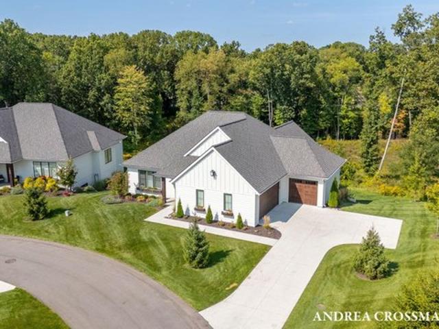 6399 Lamppost Cir SE Unit 21, Grand Rapids, MI 49546