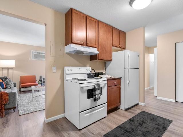 6390 Douglas Dr 2 Bedroom Apartment for Rent at 6390 Douglas Dr N, Brooklyn Park, MN 55429