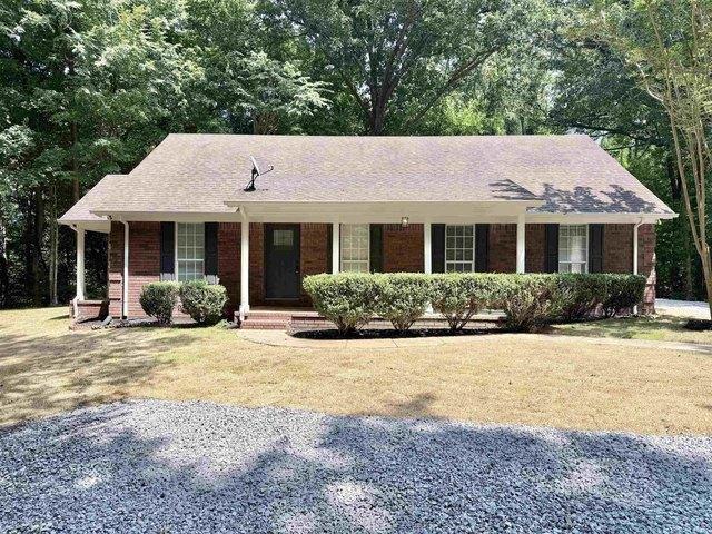6392 N Watkins St, Millington, TN 38053