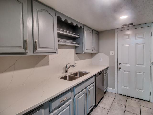 6393 S Briar Bayou Drive