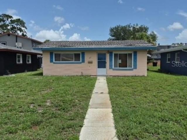639 75th Ave N, Saint Petersburg, FL 33702
