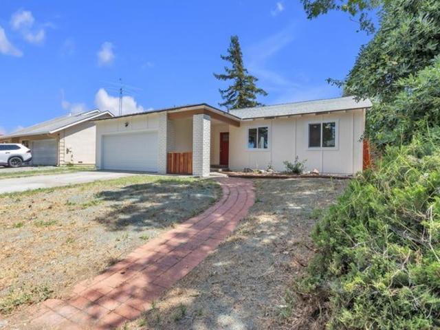 639 Cement Hill Rd, Fairfield, CA 94533